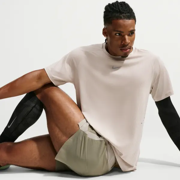 Nike Stride Aero-fit Short-sleeve Running Top