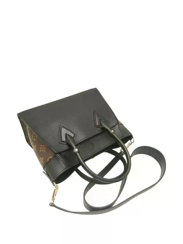 LOUIS VUITTON 2021-2026 Monogram On My Side Pm Satchel