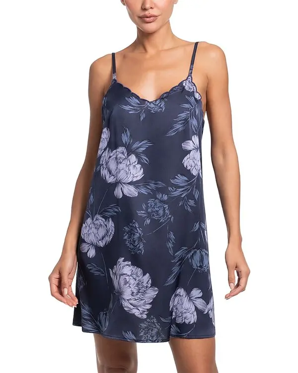 MIDNIGHT BAKERY Scalloped Neck Chemise