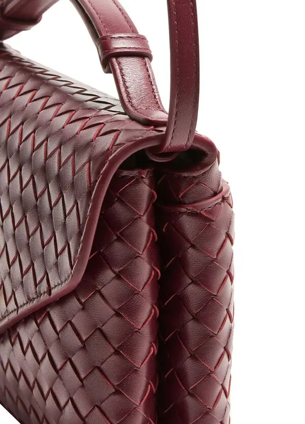 Bottega Veneta Knot Lock Shoulder Bag - Red