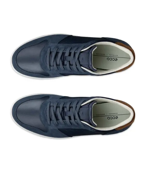 Ecco Street Lite Leather Trainer