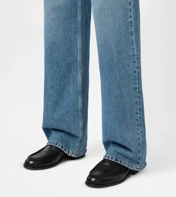 TOD'S Slip-on Loafers