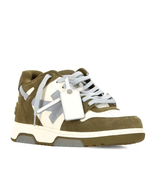 Off-White Round-toe Sneakers