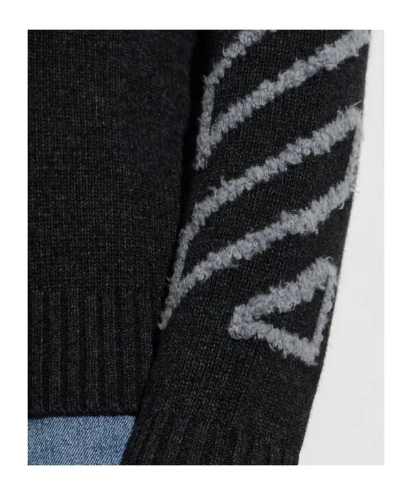 Off-White Long-sleeved Crew Neck Sweater