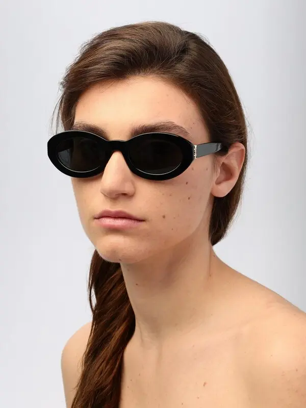Saint Laurent Woman