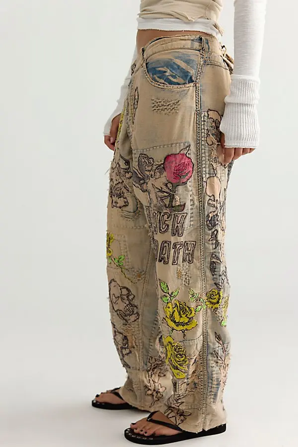 MAGNOLIA PEARL Black Sabbath Appliqued Boyfriend Jeans