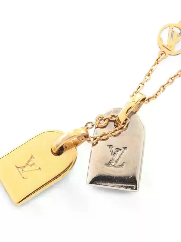 LOUIS VUITTON Tone/silver-tone Logo Plaque Necklace - Gold