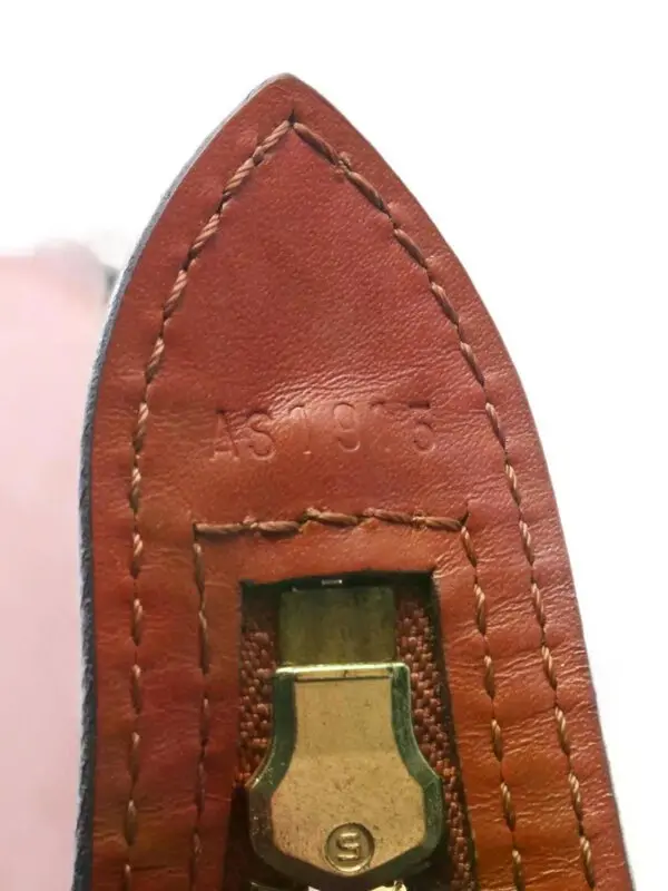 LOUIS VUITTON 1995 Saint-jacques Leather Shoulder Bag
