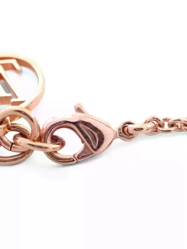 LOUIS VUITTON Essential V Necklace