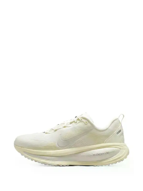 Nike Vomero 18 Sneakers