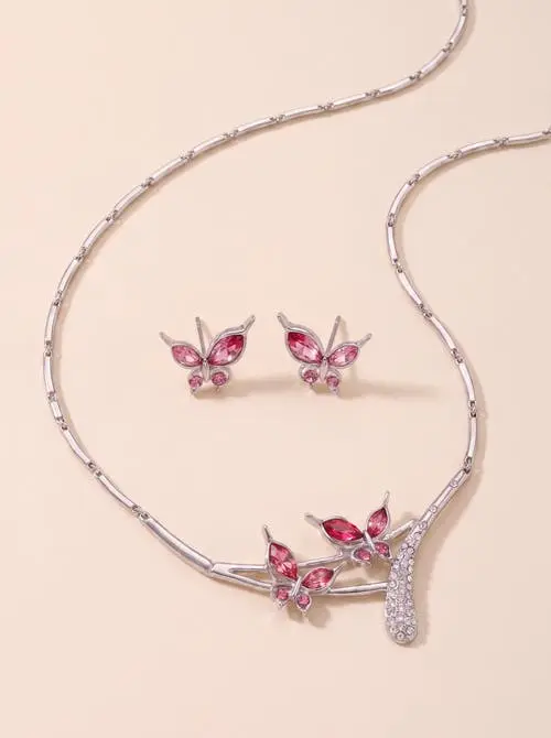 MODENAIRE Butterfly Necklace And Earrings Set