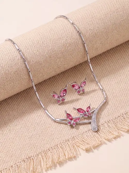 MODENAIRE Butterfly Necklace And Earrings Set