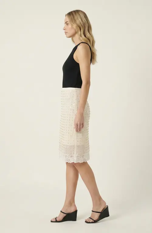MODENAIRE Embellished Sequin Lace Hem Mini Skirt
