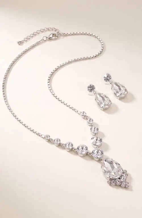 MODENAIRE Elegant Teardrop Crystal Necklace Earrings Set