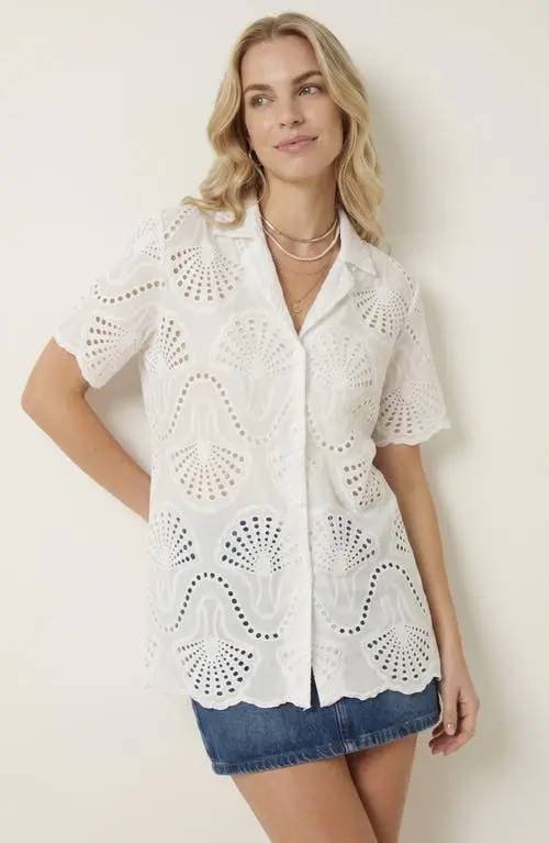 MODENAIRE Scalloped Eyelet Shirt With Coastal Shell Motif