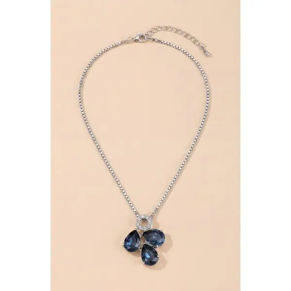 MODENAIRE Teardrop Trio Cluster Pendant Necklace
