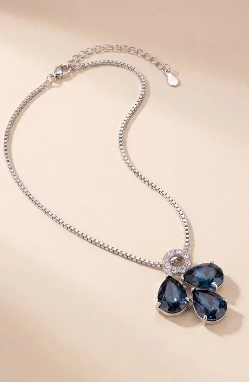 MODENAIRE Teardrop Trio Cluster Pendant Necklace