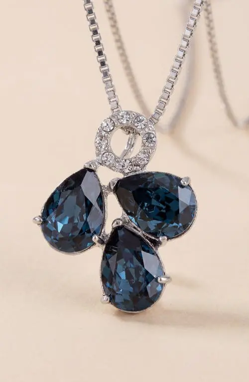 MODENAIRE Teardrop Trio Cluster Pendant Necklace