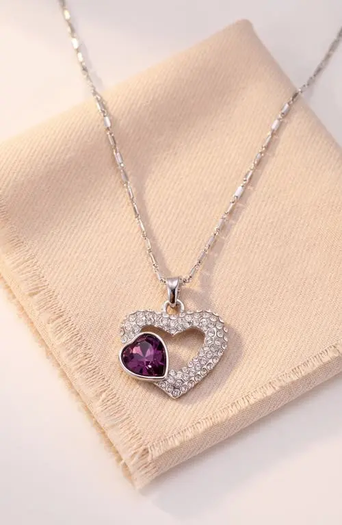 MODENAIRE Double Heart Crystal Pendant Necklace
