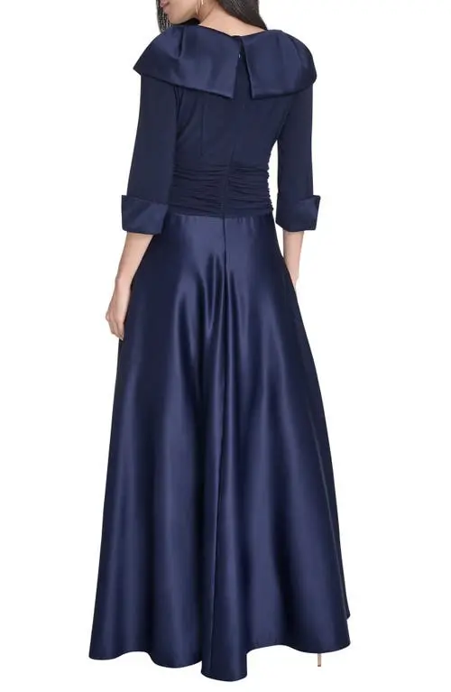 JESSICA HOWARD Portrait Collar Mixed Media Ballgown