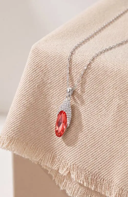 MODENAIRE Oval Crystal Pendant Necklace