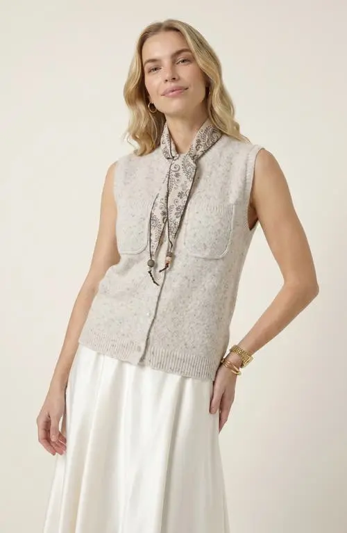 MODENAIRE Soft Knit Sleeveless Cardigan Vest With Scarf - Gray