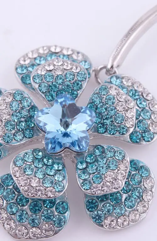 MODENAIRE Crystal Flower Blossom Bracelet