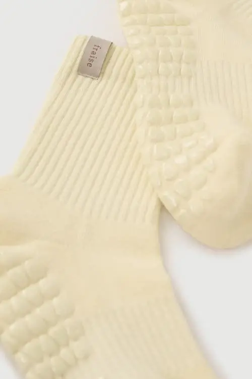 FRAISE Classic Crew Grip Socks
