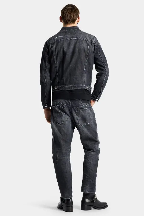 Dsquared2 Fog Bro" Twisted Bow-leg Jeans