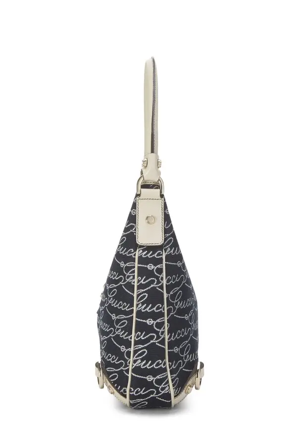 Gucci Abbey Hobo Gg Canvas Bag