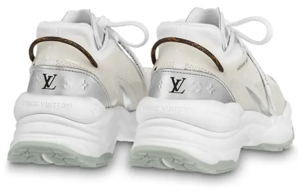 LOUIS VUITTON Run 55 Sneakers