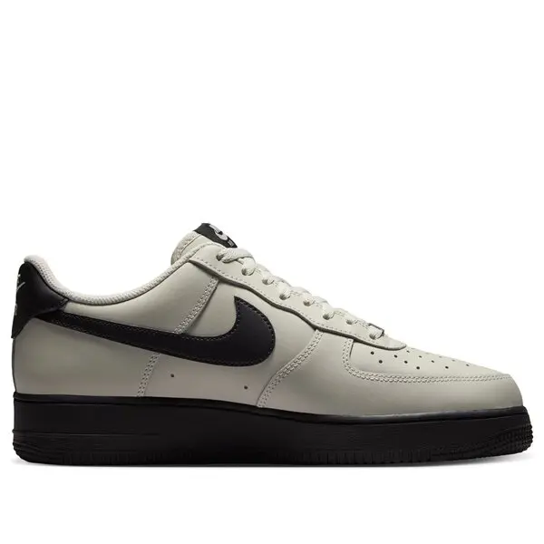 Nike Force 1 '07 Sneakers - Light Bone/black