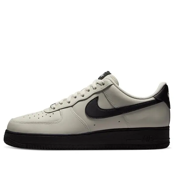 Nike Force 1 '07 Sneakers - Light Bone/black