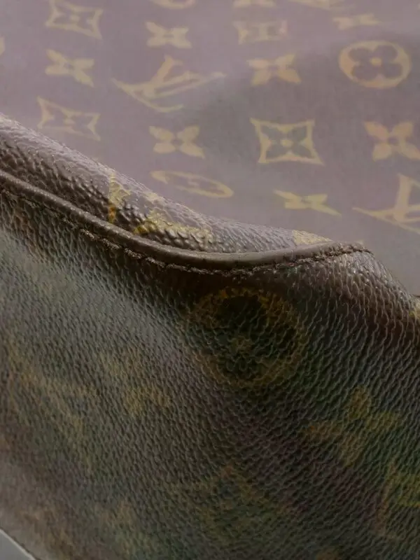 LOUIS VUITTON 2001 Monogram Looping Gm Shoulder Bag