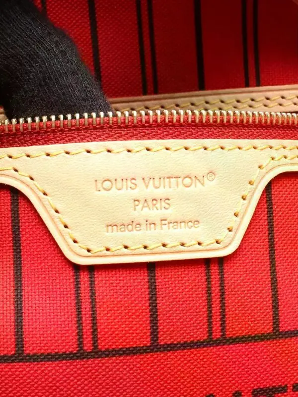 LOUIS VUITTON Neverfull Mm Tote Bag