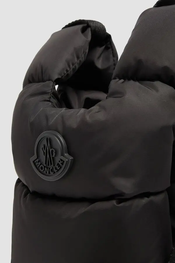 Moncler Legere Logo Patch Quilted Crossbody Bag