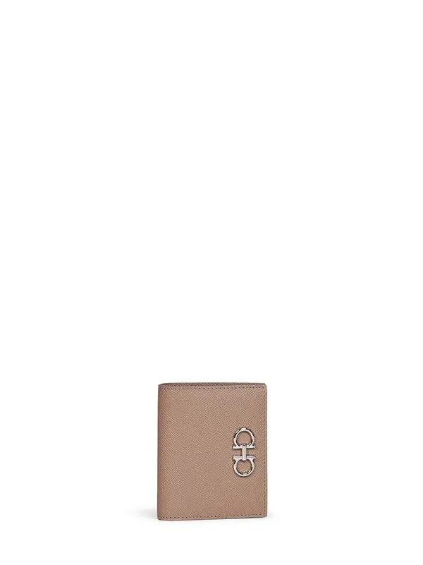 FERRAGAMO Warm Taupe Gancini Compact Wallet - Multicolor