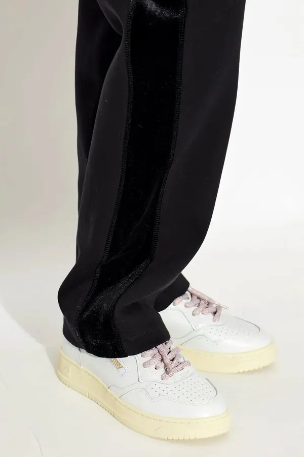 AUTRY Medalist Low Top Leather Sneakers - White