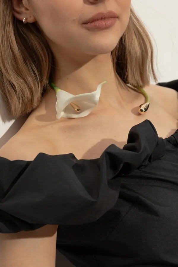 Cult Gaia Calla Lily Choker Necklace - Green