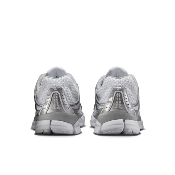 Nike Zoom Skylon Athletic Sneakers - White