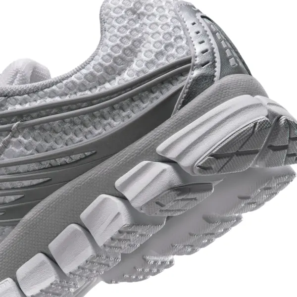 Nike Zoom Skylon Athletic Sneakers - White