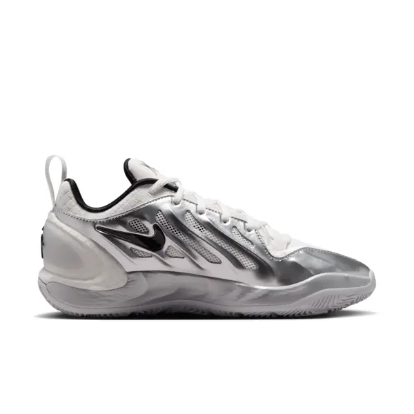 Nike A'two Basketball Shoes With Metallic Accents - White