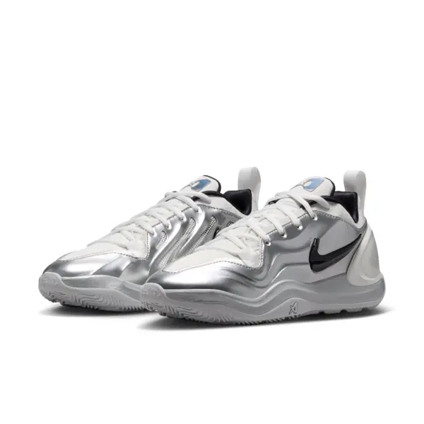 Nike A'two Basketball Shoes With Metallic Accents - White
