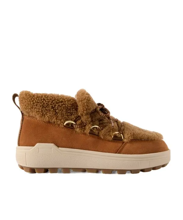 Bogner Padded Low-top Boots With Lug Soles - No
