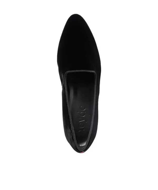 AeydĒ Solid Velvet Loafers