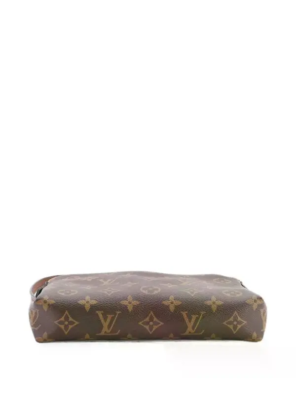 LOUIS VUITTON Pallas Monogram Canvas With Leather Clutch Bag
