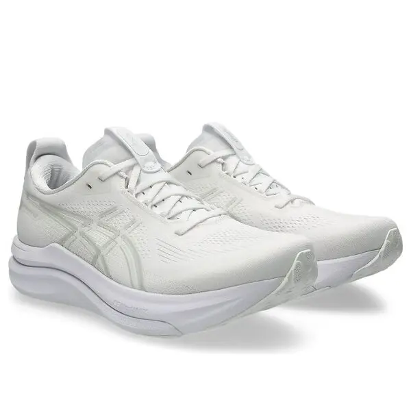Asics Gel-kayano 33 Athletic Sneakers