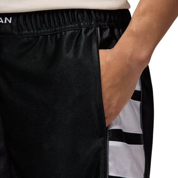 JORDAN Brooklyn Cat Scratch Shorts - Black/white