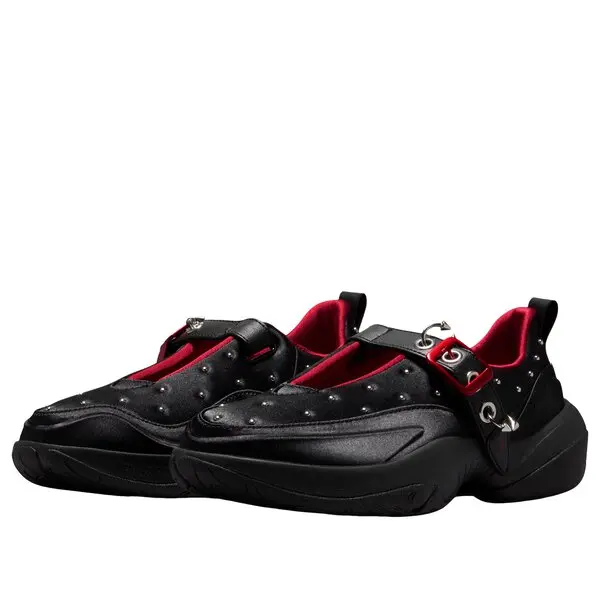 JORDAN Pointe Sneakers