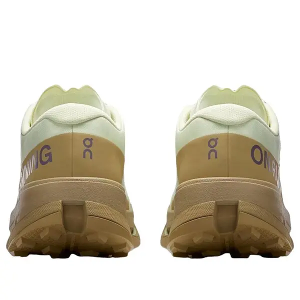 On Cloudultra 3 'linen Safari